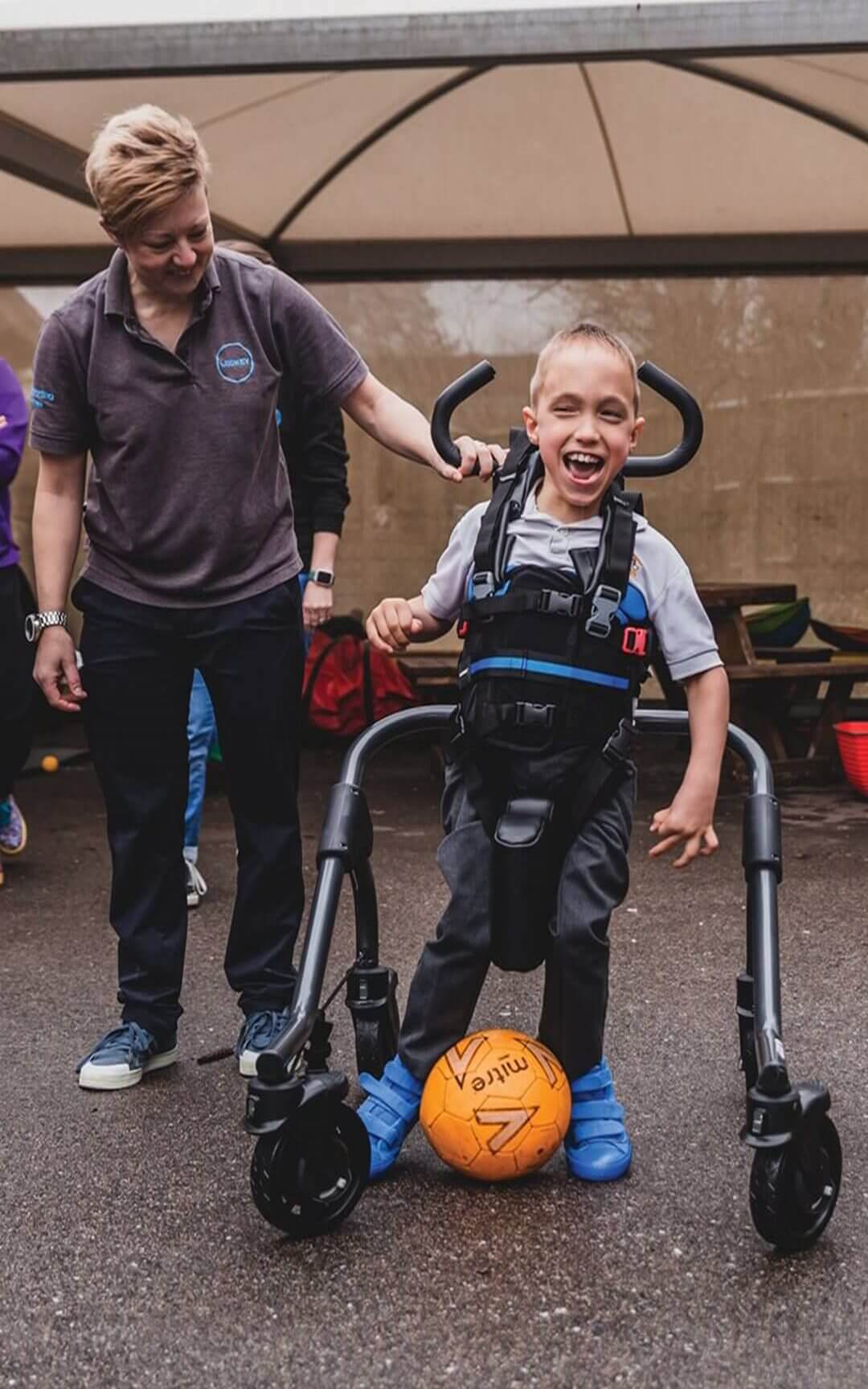 Novo andarilho MyWay+ de LECKEY | Sunrise Medical